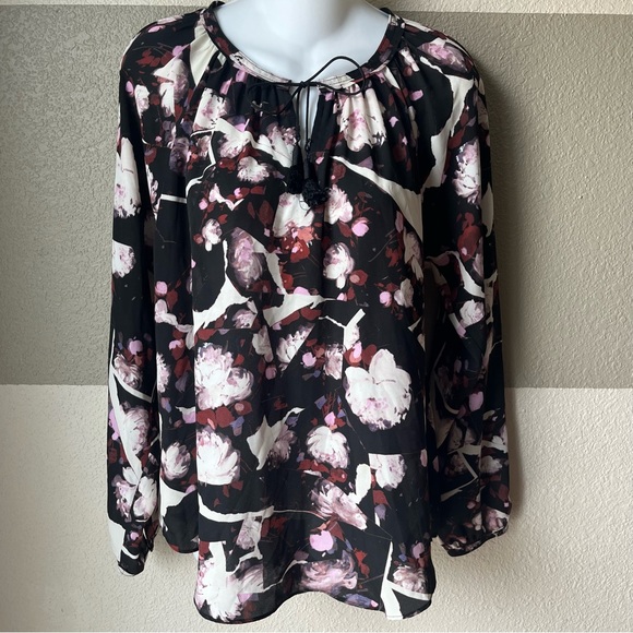 Simply Vera Vera Wang | Tops | Simply Vera Vera Wang Large Black ...